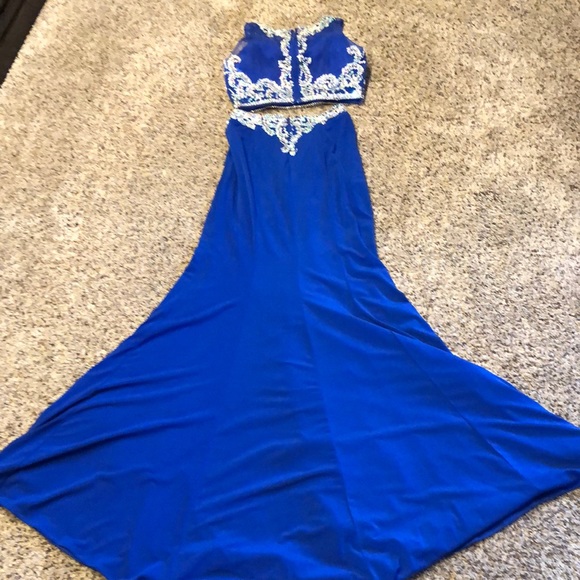 Splash | Dresses | Beautiful 2 Piece Splash Gown | Poshmark